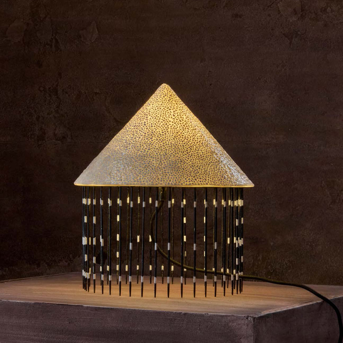Mikado Table Lamp – Verso